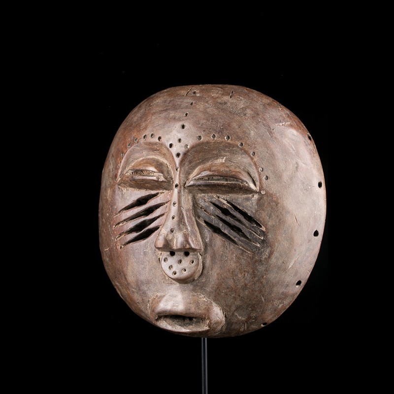 Mbole Yela Ekanga african mask - Auctions African Art Gallery