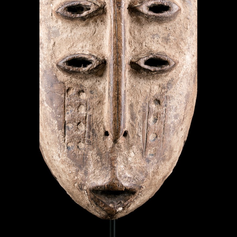 Lega mask African Art in R. D. Congo - Auctions African Art Gallery