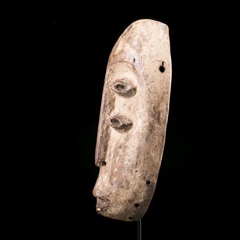 Lega mask African Art in R. D. Congo - Auctions African Art Gallery
