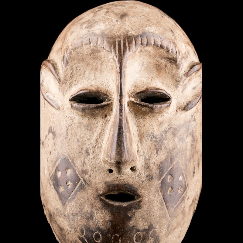 Lega Idimu mask - Traditional african art masks from Congo