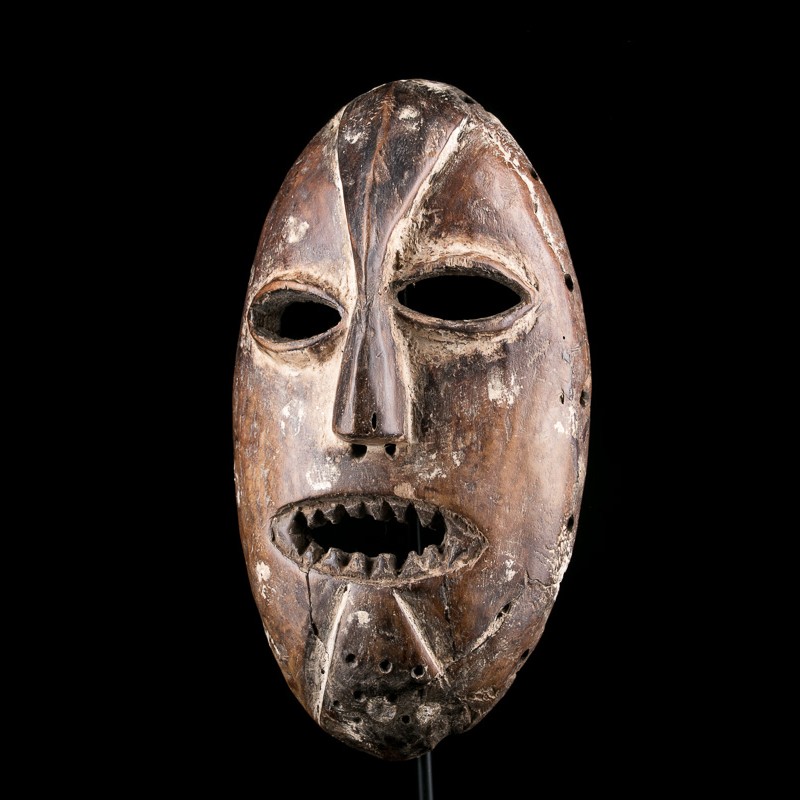 Ndaaka mask Congo - Auctions African Art Gallery