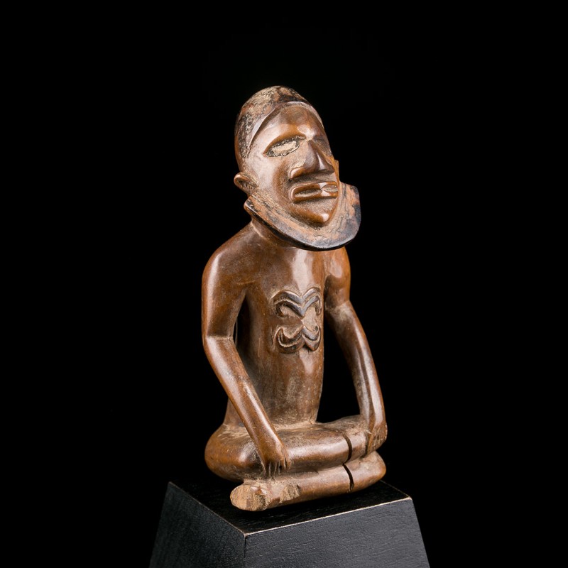 Bembe Babembe figurine Congo - Auctions African Art Gallery