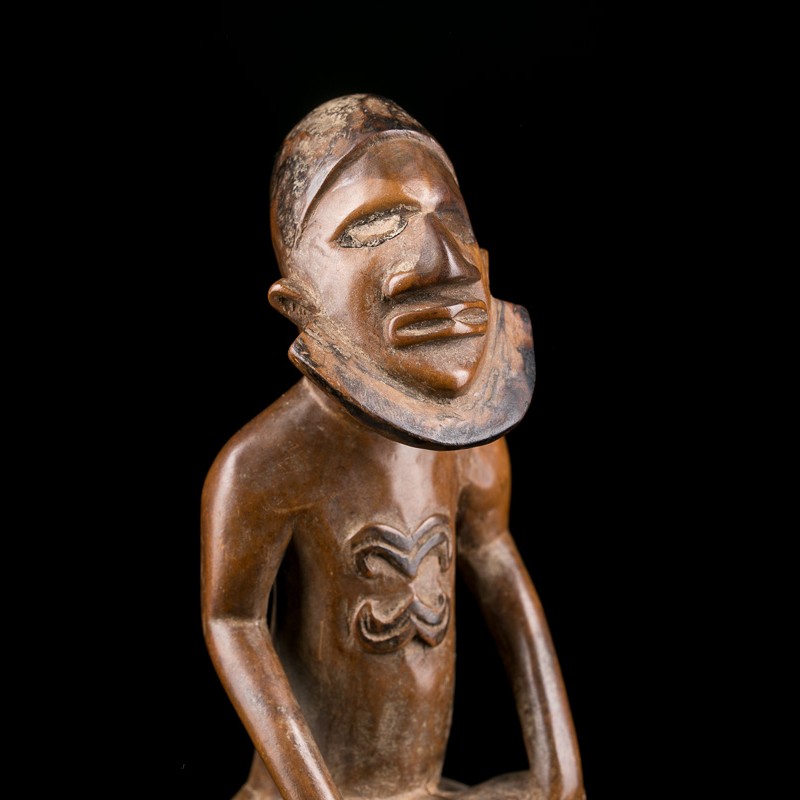 Statue Bembe Babembe Congo - Enchères Art Africain Traditionnel Galerie