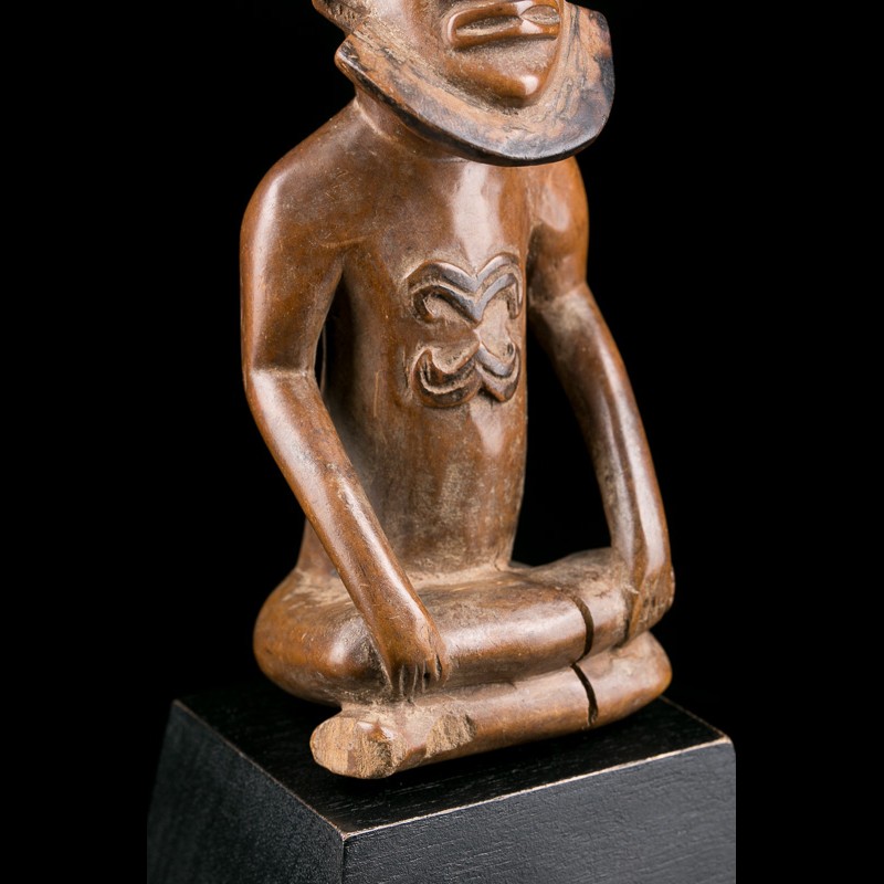 Bembe Babembe figurine Congo - Auctions African Art Gallery