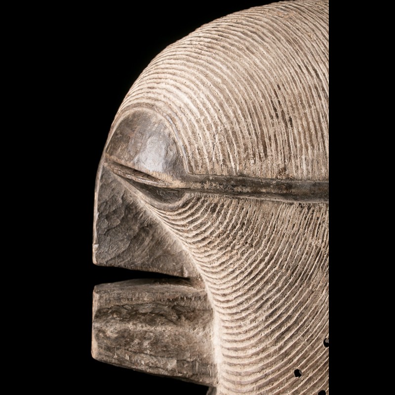 Luba Songye Kifwebe Kikashi Mask - Auctions African Art Gallery