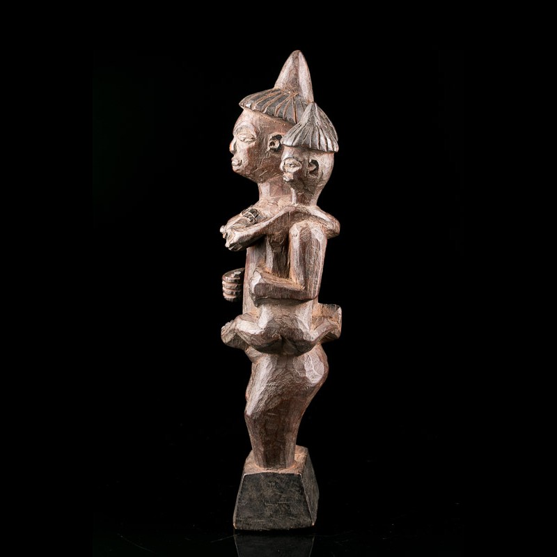 Pende maternity figure Congo - Auctions African Art Gallery
