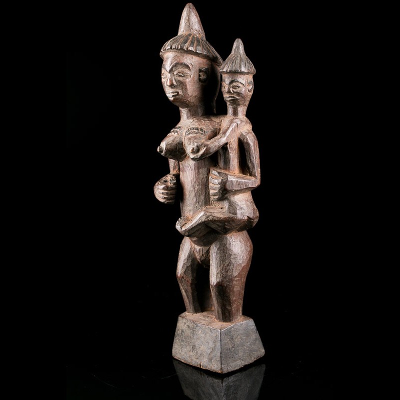 Pende maternity figure Congo - Auctions African Art Gallery