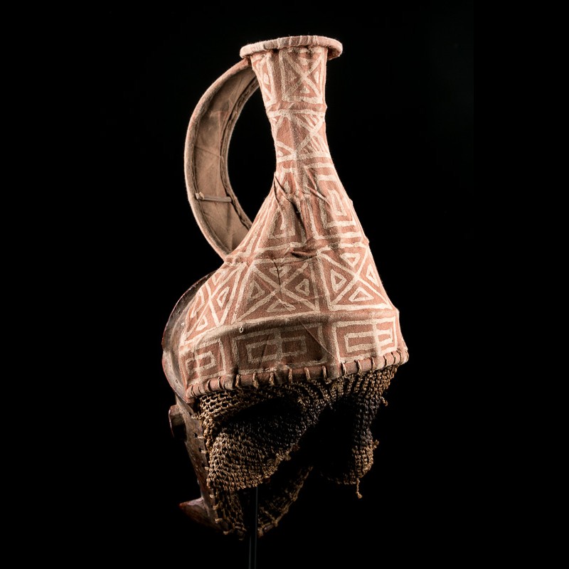 Chokwe Kalelwa mask Mukanda Angola - Auctions African Art Gallery