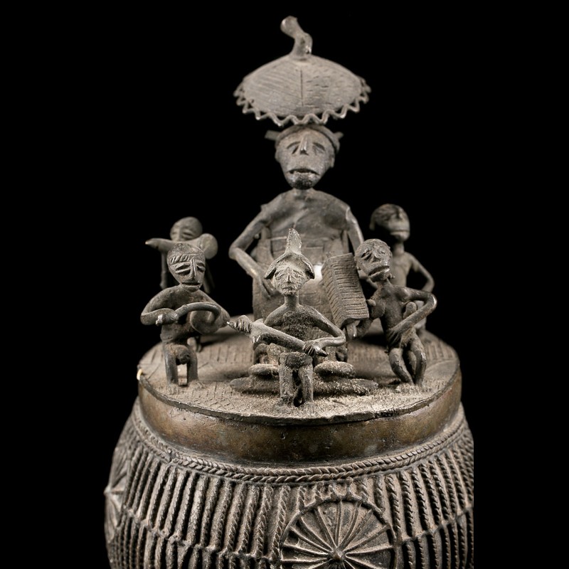 Ashanti Kuduo vessel bronze Ghana - Auctions African Art Gallery