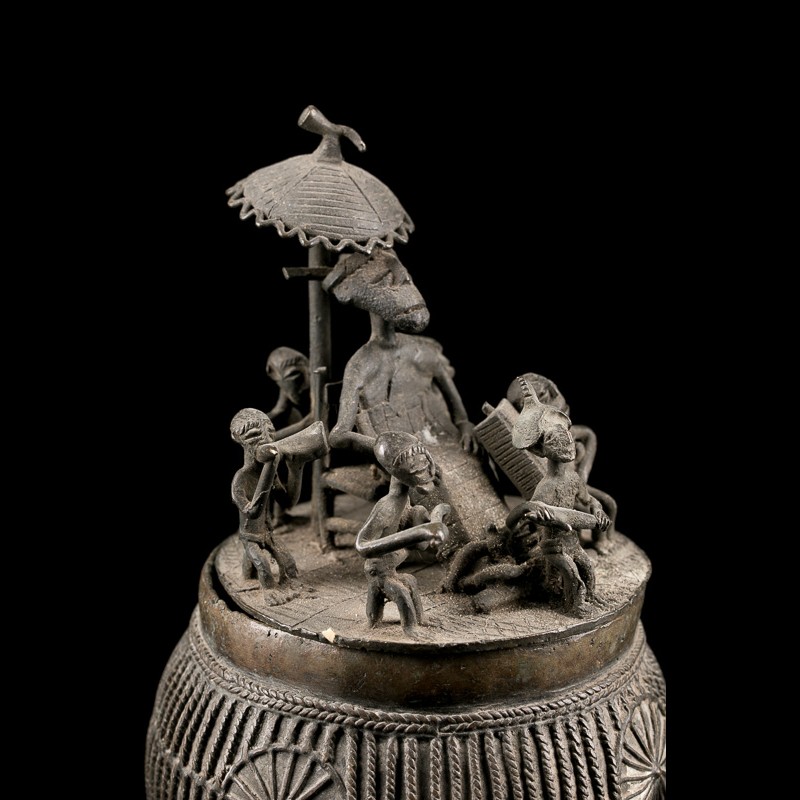 Ashanti Kuduo vessel bronze Ghana - Auctions African Art Gallery