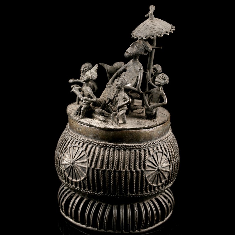 Ashanti Kuduo vessel bronze Ghana - Auctions African Art Gallery