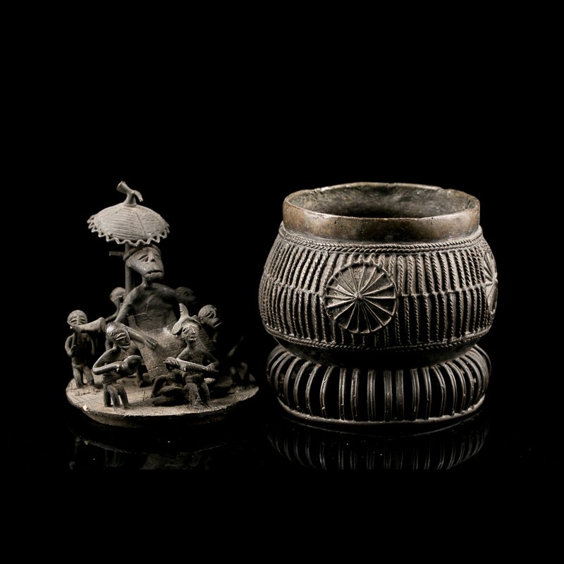 Ashanti Kuduo vessel bronze Ghana - Auctions African Art Gallery