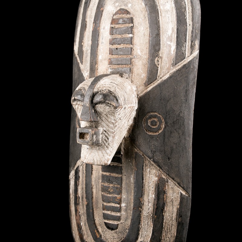 Songye Ngabo shield Congo - Auctions African Art Gallery