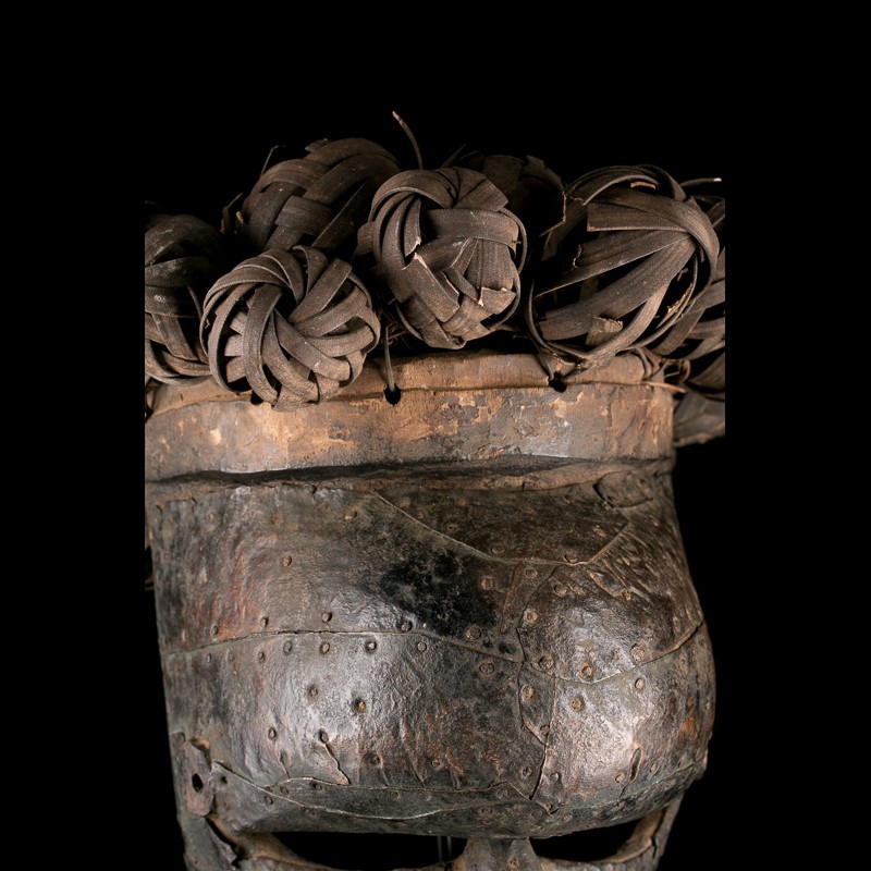 Salampasu Mukinka mask R. D. Congo - Auctions African Art Gallery