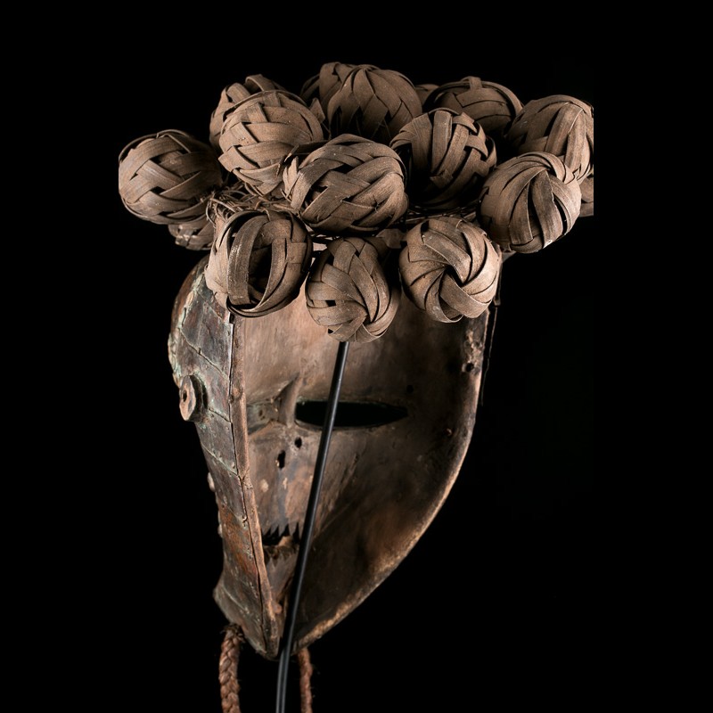 Masque Salampasu Mukinka Matambu Congo - Enchères Art Africain ...