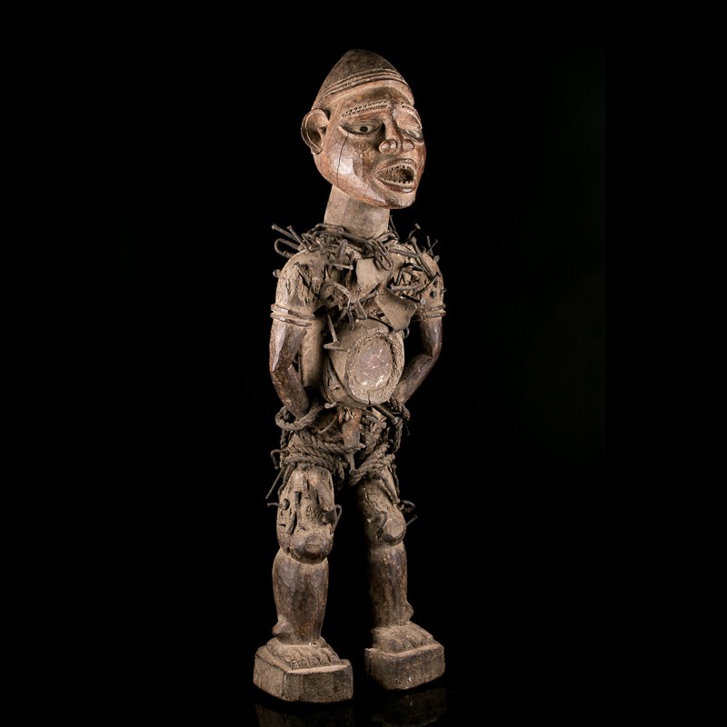 Large Kongo Nkisi Nkonde figure - Auctions African Art Gallery