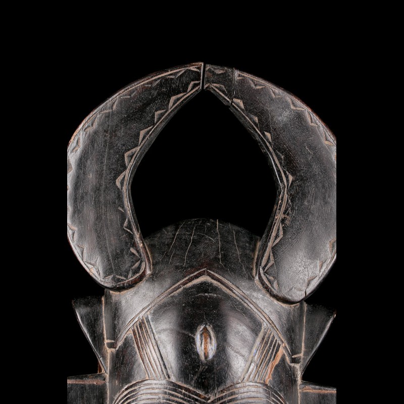 Ligbi mask DO society - Auctions African Art Gallery