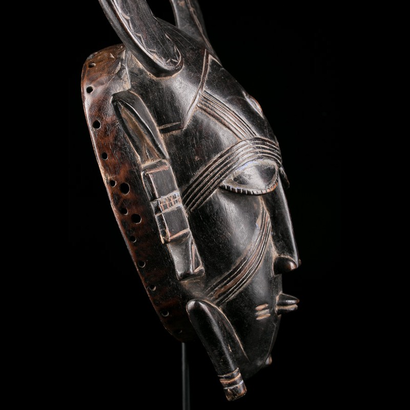 Ligbi mask DO society - Auctions African Art Gallery