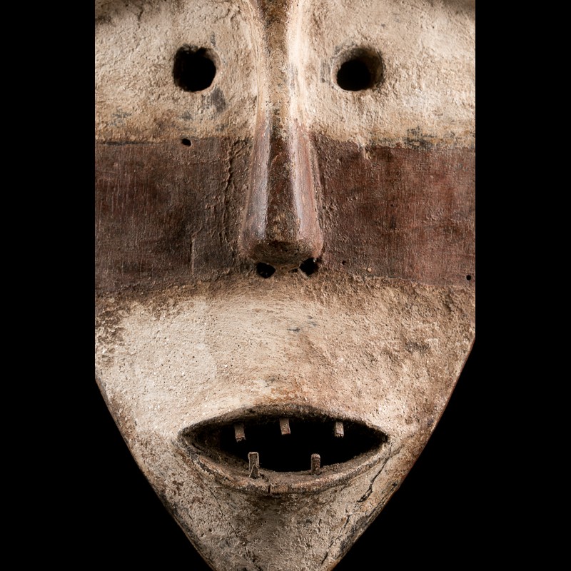 Pongdudu Boa african mask - Auctions African Art Gallery