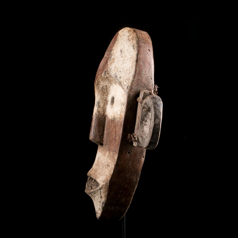 Pongdudu Boa african mask - Auctions African Art Gallery