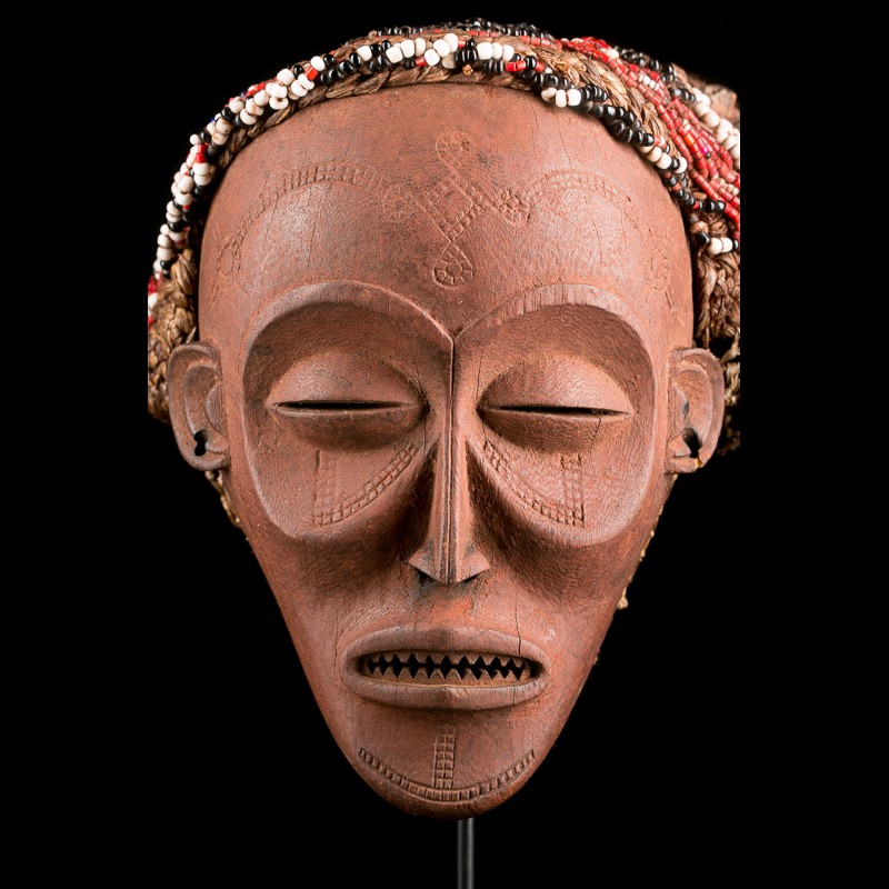 Chokwe Mwana Pwo mask Angola - Auctions African Art Gallery