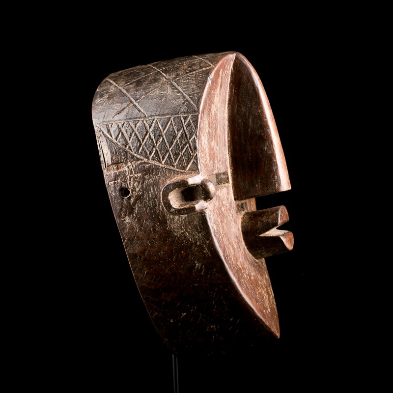 Lwalwa Mfondo african mask- African Tribal Art Gallery