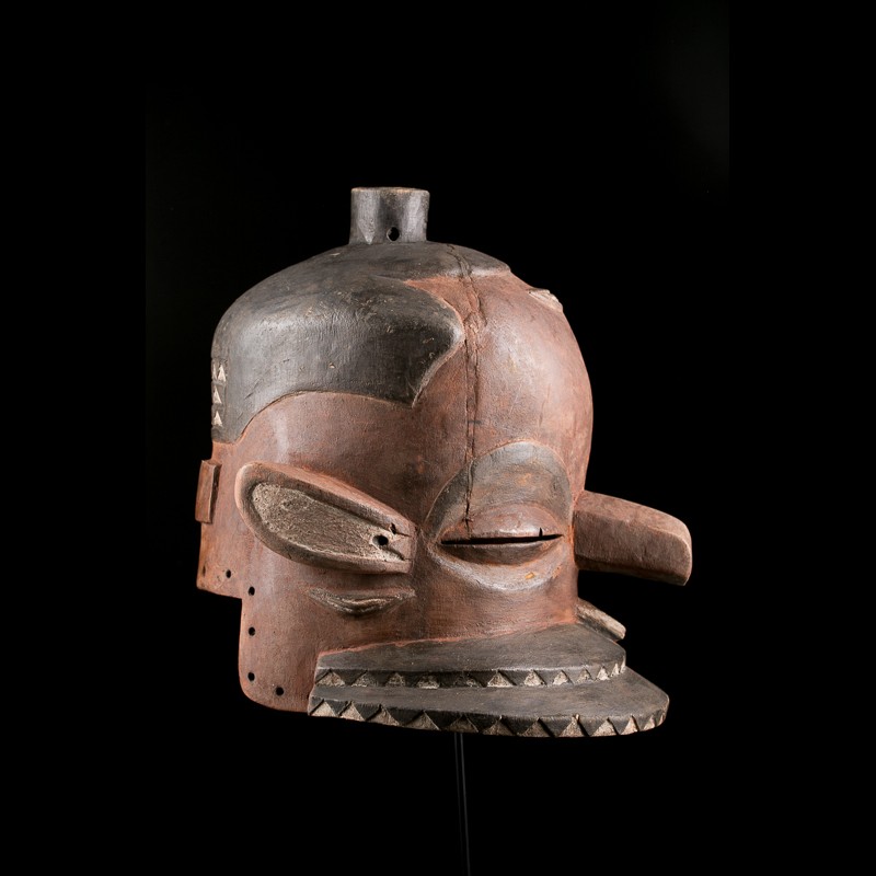 Pende Kipoko Mask - Auctions African Art Gallery