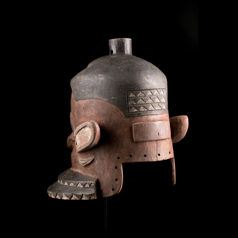 Pende Kipoko Mask - Auctions African Art Gallery