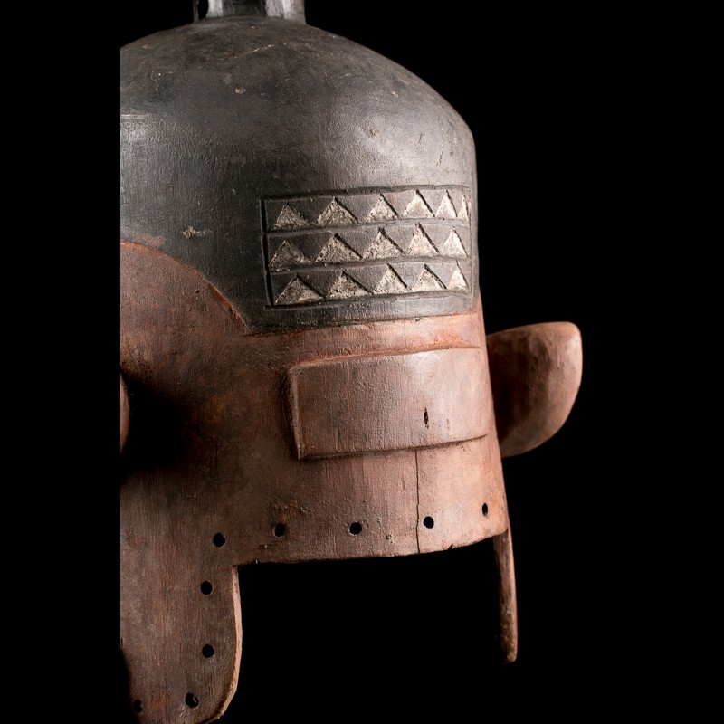 Pende Kipoko Mask - Auctions African Art Gallery