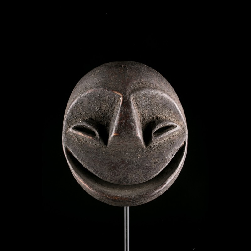 Hemba Soko Mutu african tribal art Mask - Auctions African Art Gallery