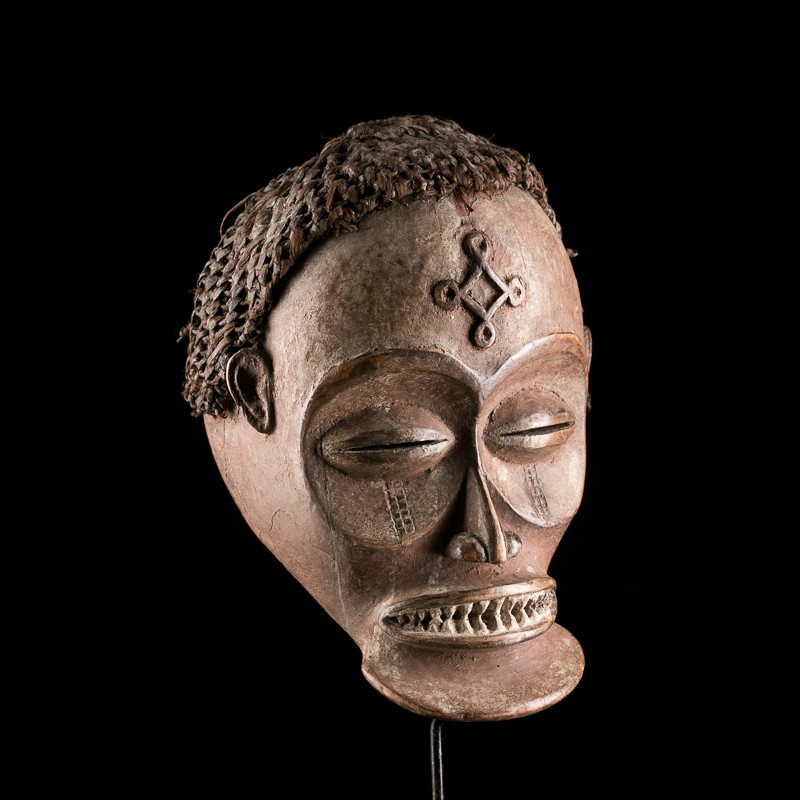 Mukishi Wa Cihongo mask - Auctions African Art Gallery