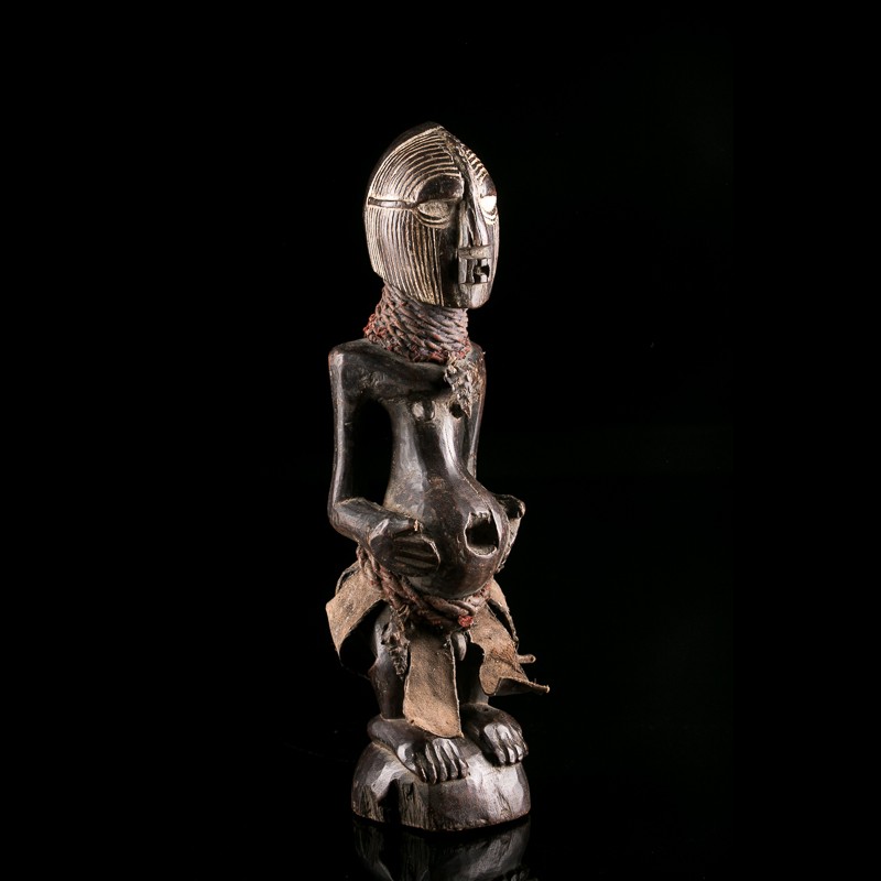 Songye Nkishi power figure - African figure Congo Art Héritage Gallery