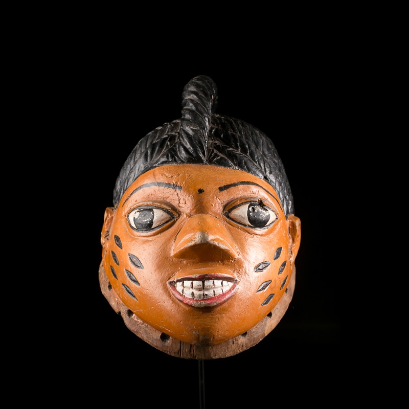 Yoruba Gélédé mask - Colored african masks from Nigeria