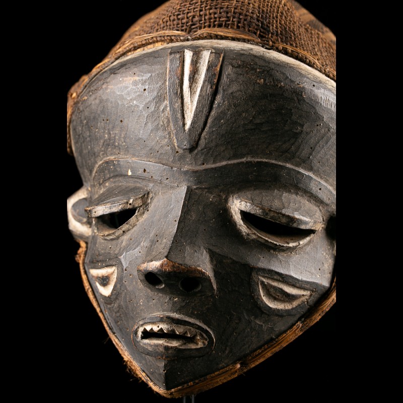 Pende Mbuya mask Congo - African Art Gallery