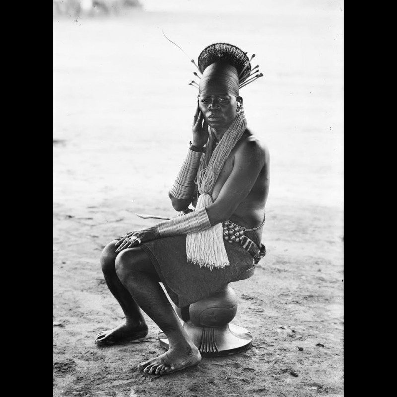 Mangbetu Tumburu hair pin Congo - African Art Gallery