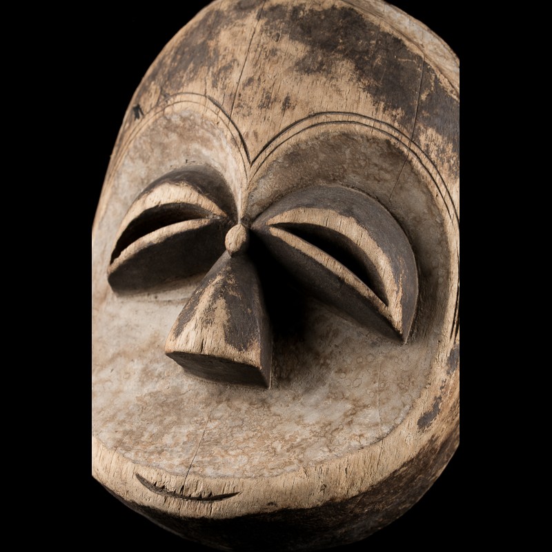 Kwele african mask - African Art Gallery