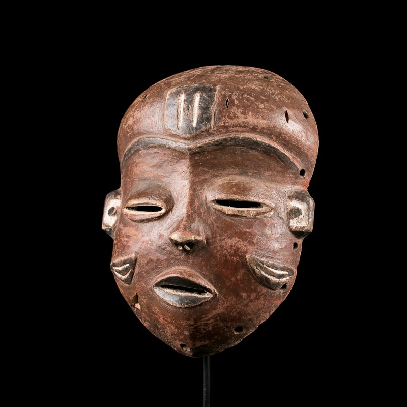 Pende Mbuya mask - African art masks from D. R. Congo