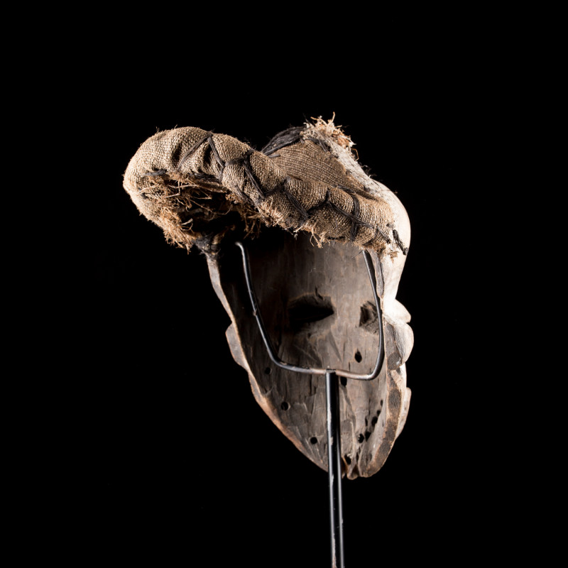 Pende Mbangu mask - African art masks from the Congo