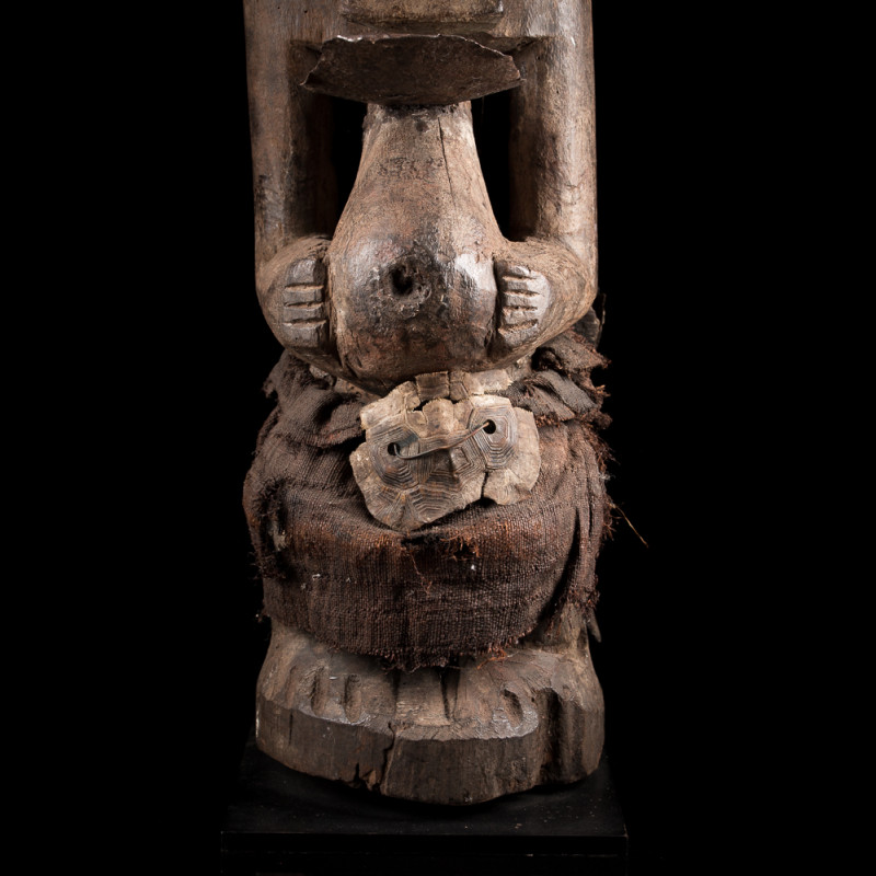Large Songye Nkishi power figure - African Art from the Congo