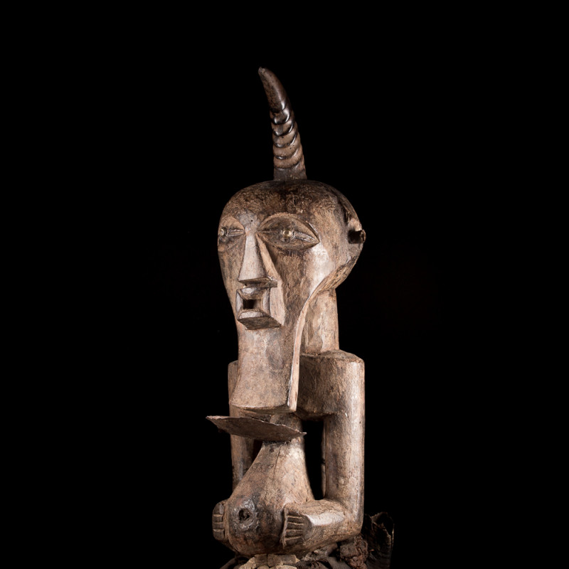Large Songye Nkishi power figure - African Art from the Congo