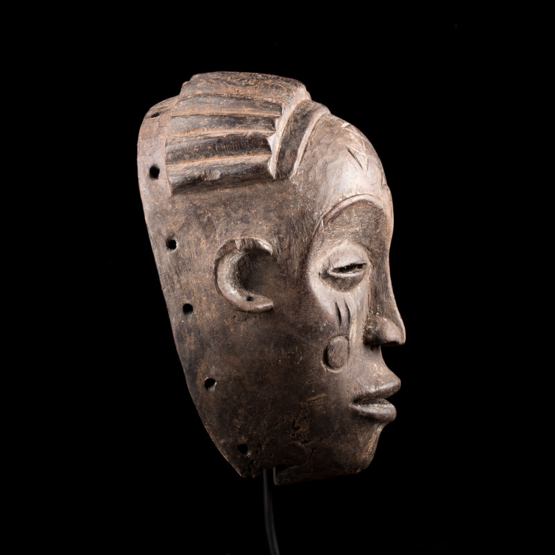 Chokwe passeport mask - African art masks from Angola
