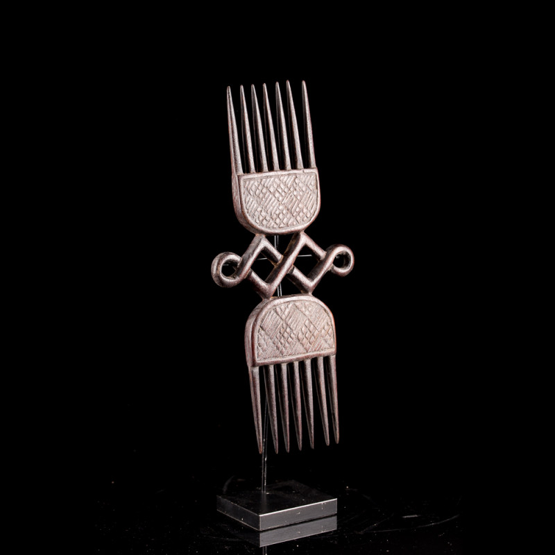 Kuba comb - African art comb from Congo
