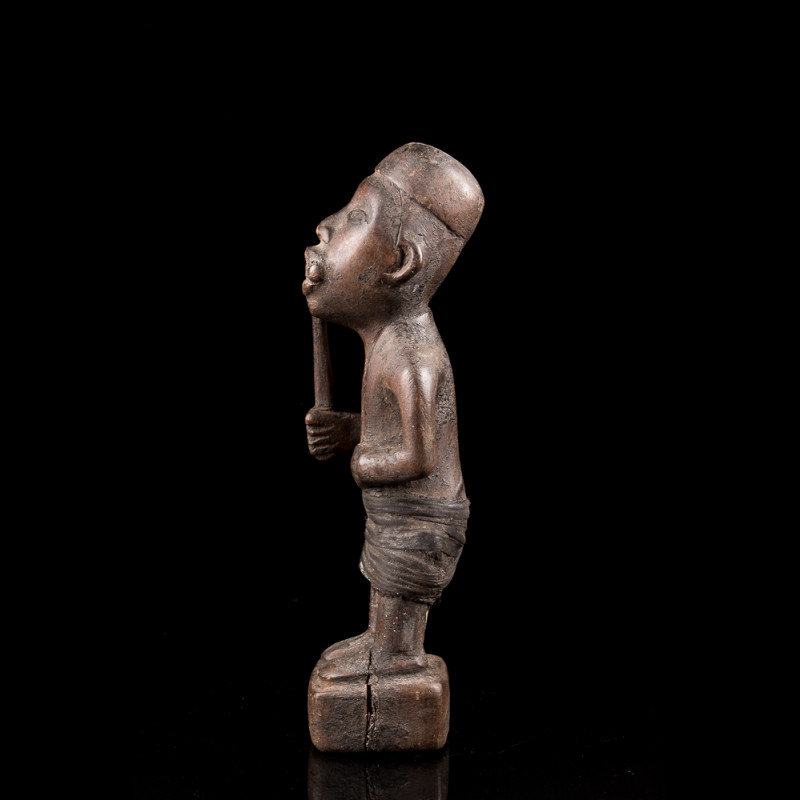 Kongo figure - African art figure from the Congo - Art gallery Heritage