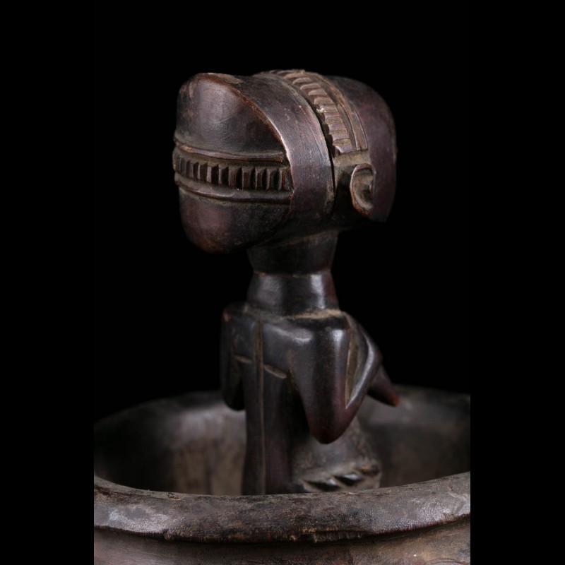 Pot with female power figure of the Bugabo - Luba - Congo - traditional ...