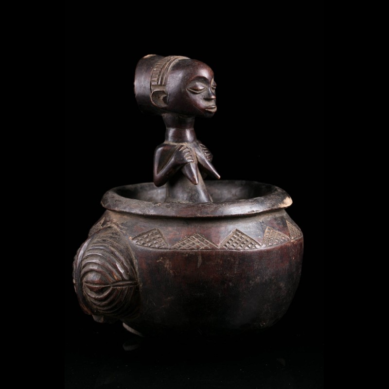 Pot with female power figure of the Bugabo - Luba - Congo - traditional ...