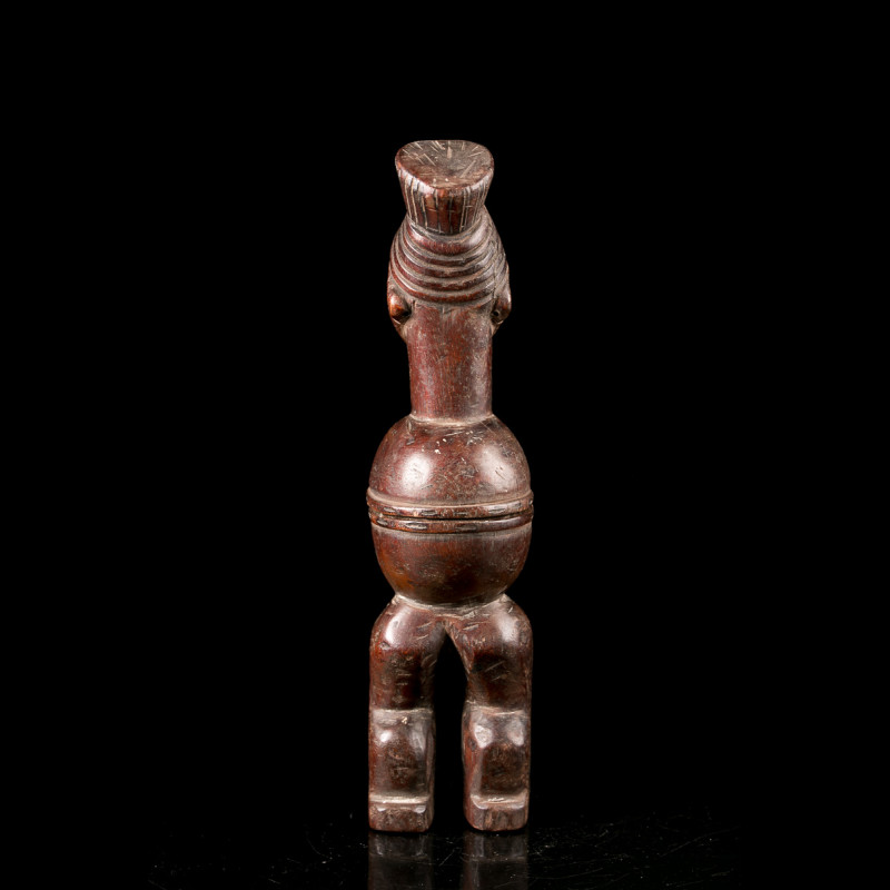 Mangbetu Bukuru iga he anthropomorphic box - African art recipients ...