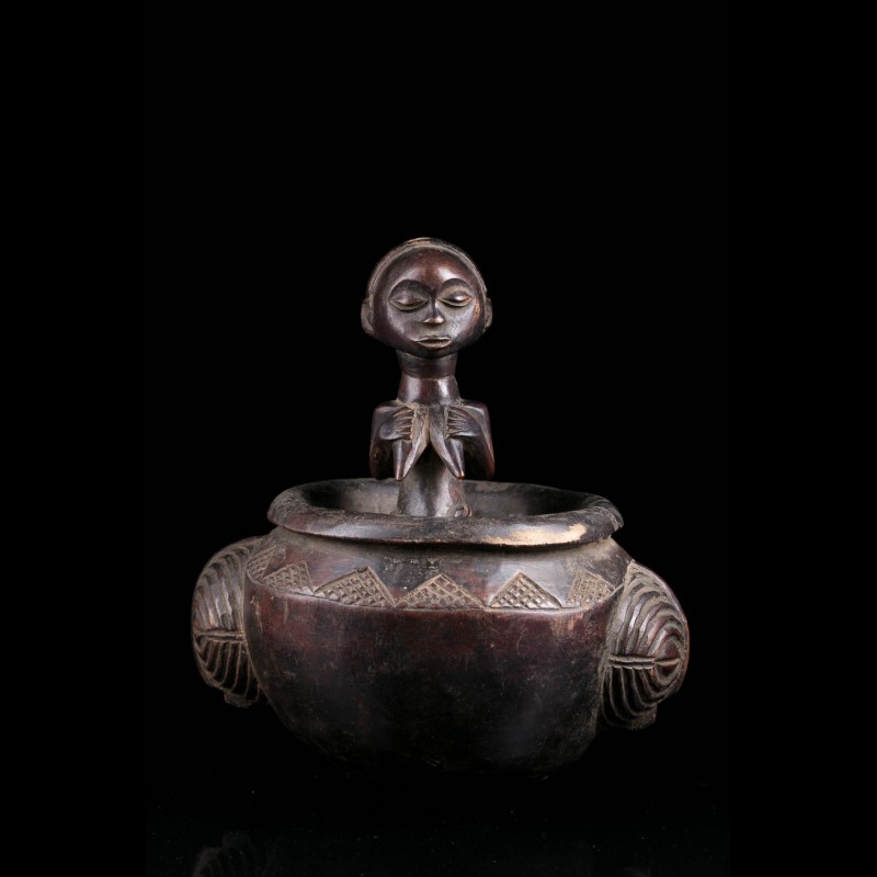 Pot with female power figure of the Bugabo - Luba - Congo - traditional ...