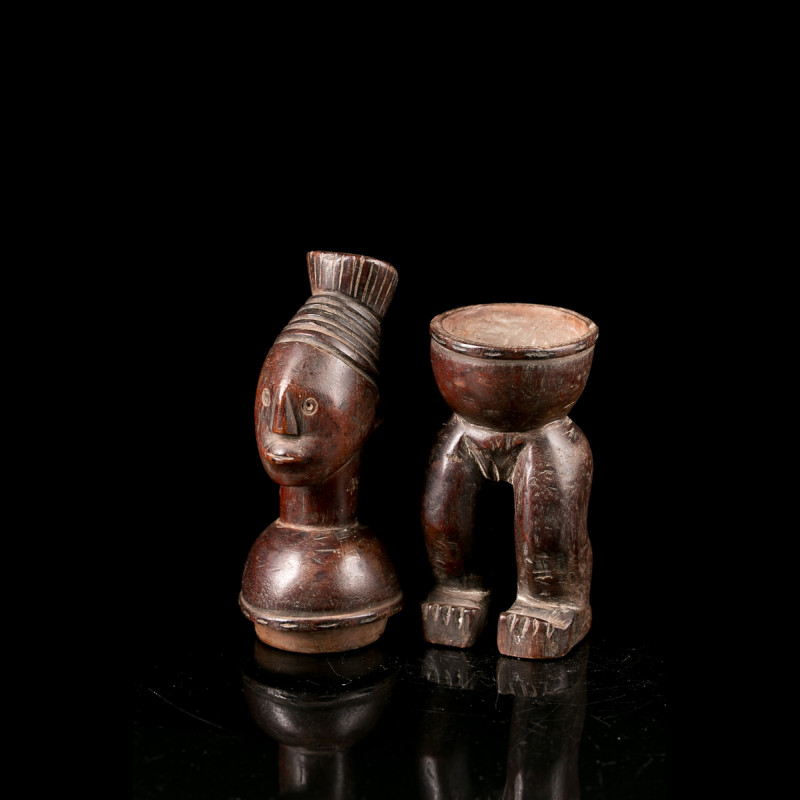 Mangbetu Bukuru iga he anthropomorphic box - African art recipients ...