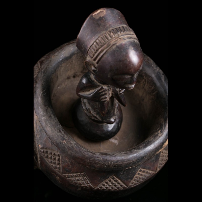 Pot with female power figure of the Bugabo - Luba - Congo - traditional ...