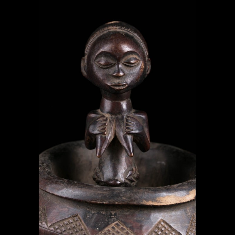 Pot with female power figure of the Bugabo - Luba - Congo - traditional ...
